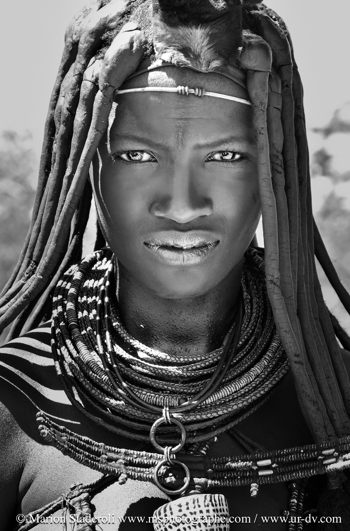 Reportage Photos Les Himbas De Namibie Par Marion Staderoli